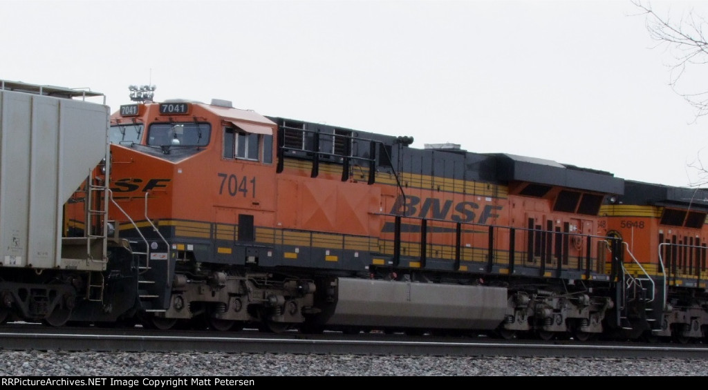 BNSF 7041